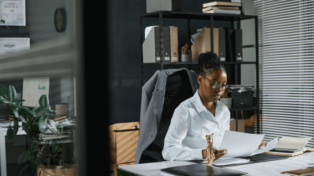 10 Amazing Jobs You Can Apply For Without Matric | NASI ISPANI