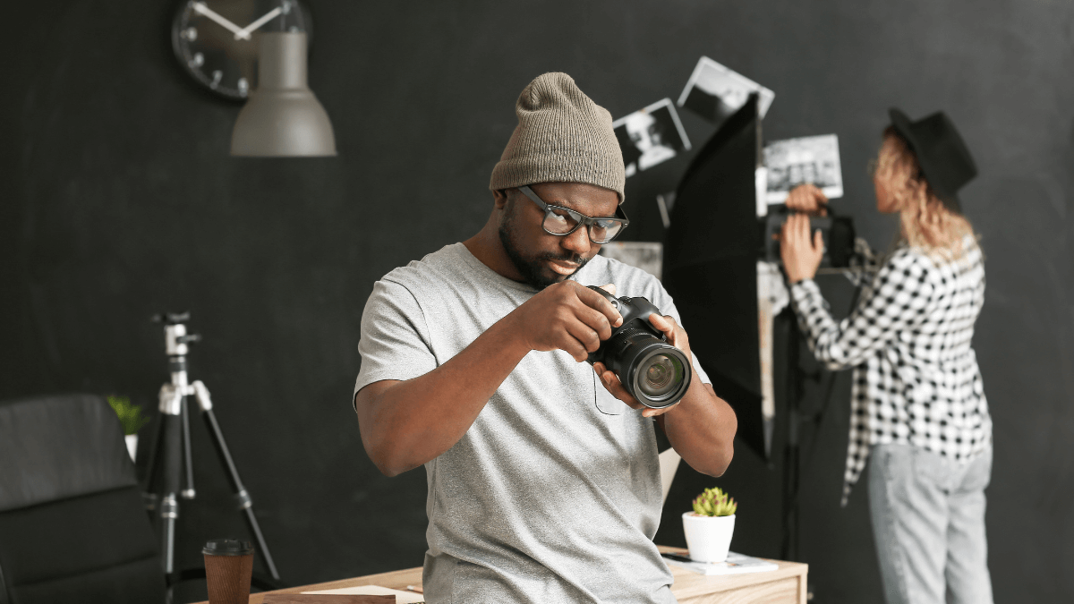 Studio Photographer & Video Content Creator Vacancy At Studio24.7 | NASI ISPANI